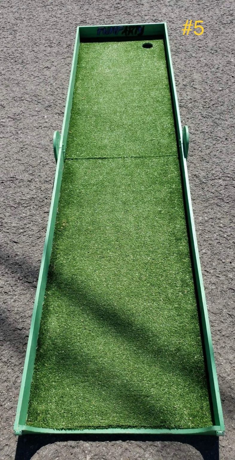 Mini Putt Golf Rental - Fun Party - Location de Mascotte et Jeux ...