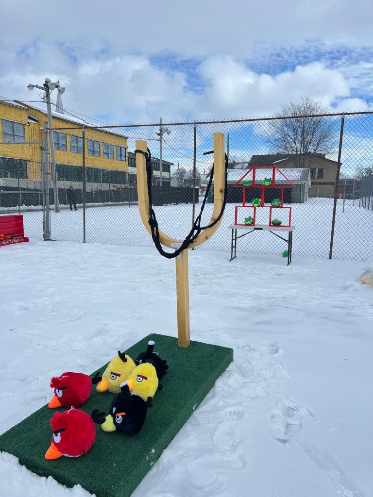 Giant "Angry Birds" attraction - Fun Party - Location de Mascotte et ...